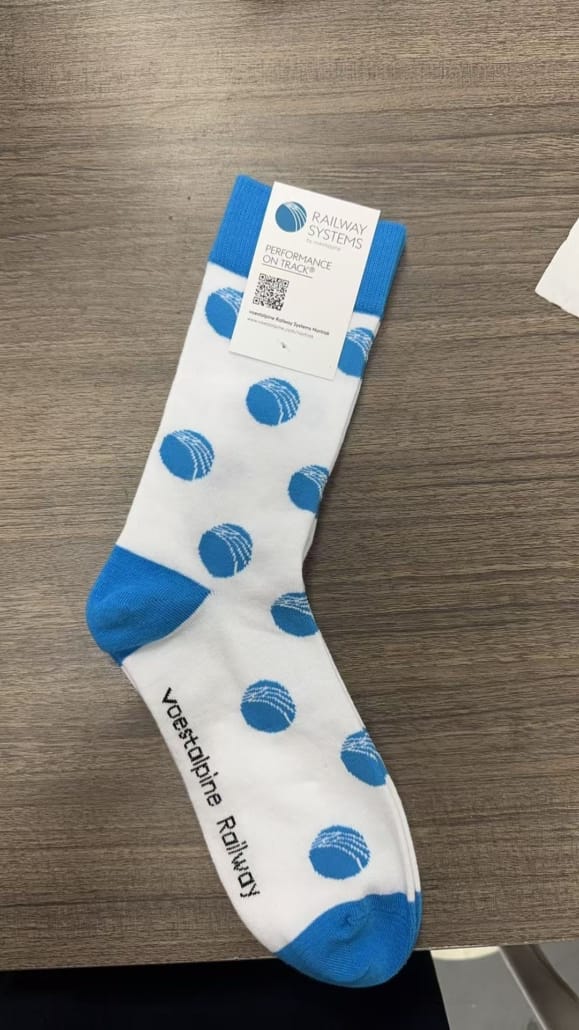 Custom Sock Packaging: Header tags, Belly wraps and custom logo boxes ...